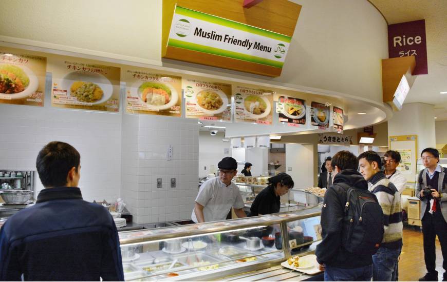 Kafetaria Ritsumeikan Asia Pacific University Bersertifikasi Halal ...